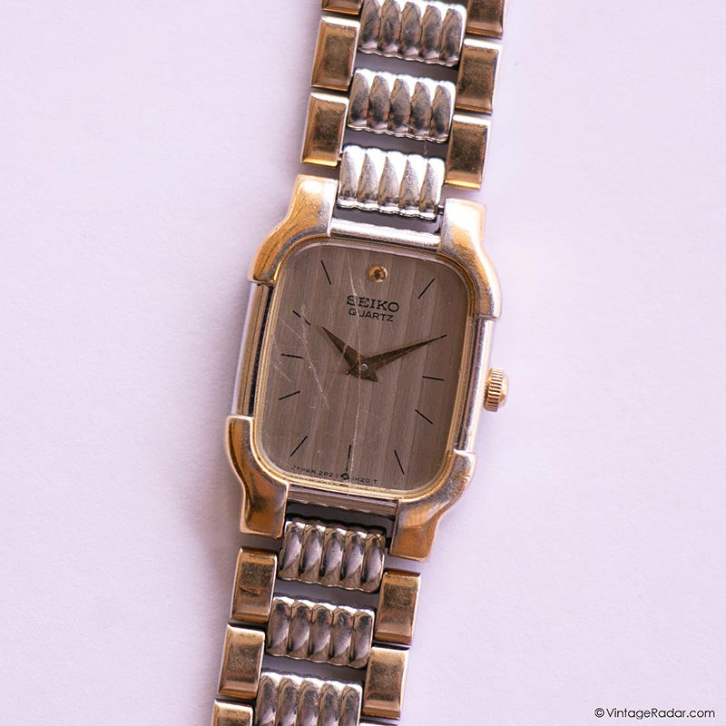 Vintage Two-tone Rectangular Seiko Ladies' Watch 2P20-6A20 R0 – Vintage ...