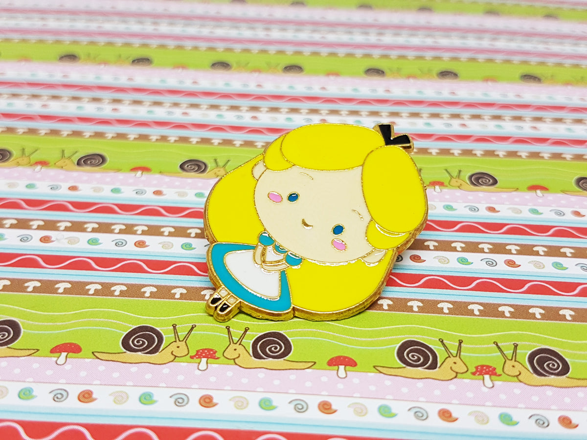 Alice in Wonderland Enamel Pin | Stunning Disney Pin |VintageRadar.com ...