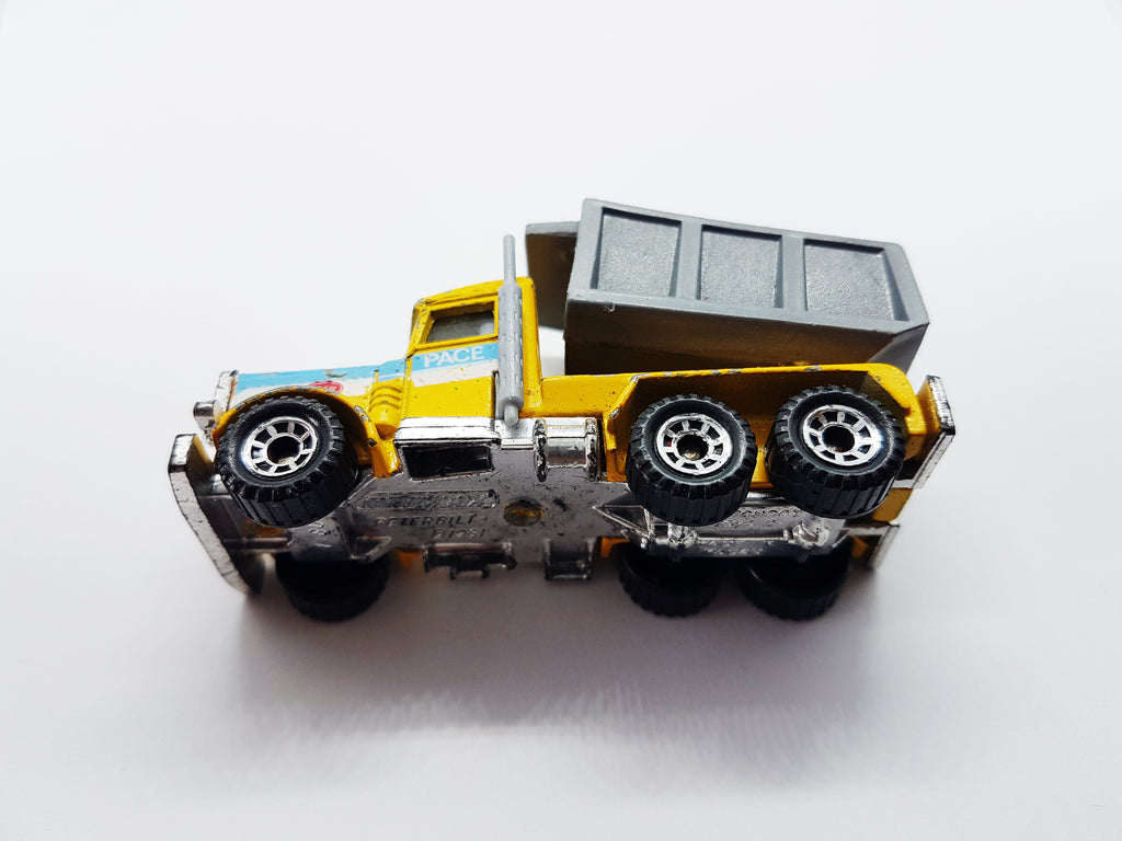 1981 Matchbox Miniature Toy Truck | Peterbilt Construction Pace ...