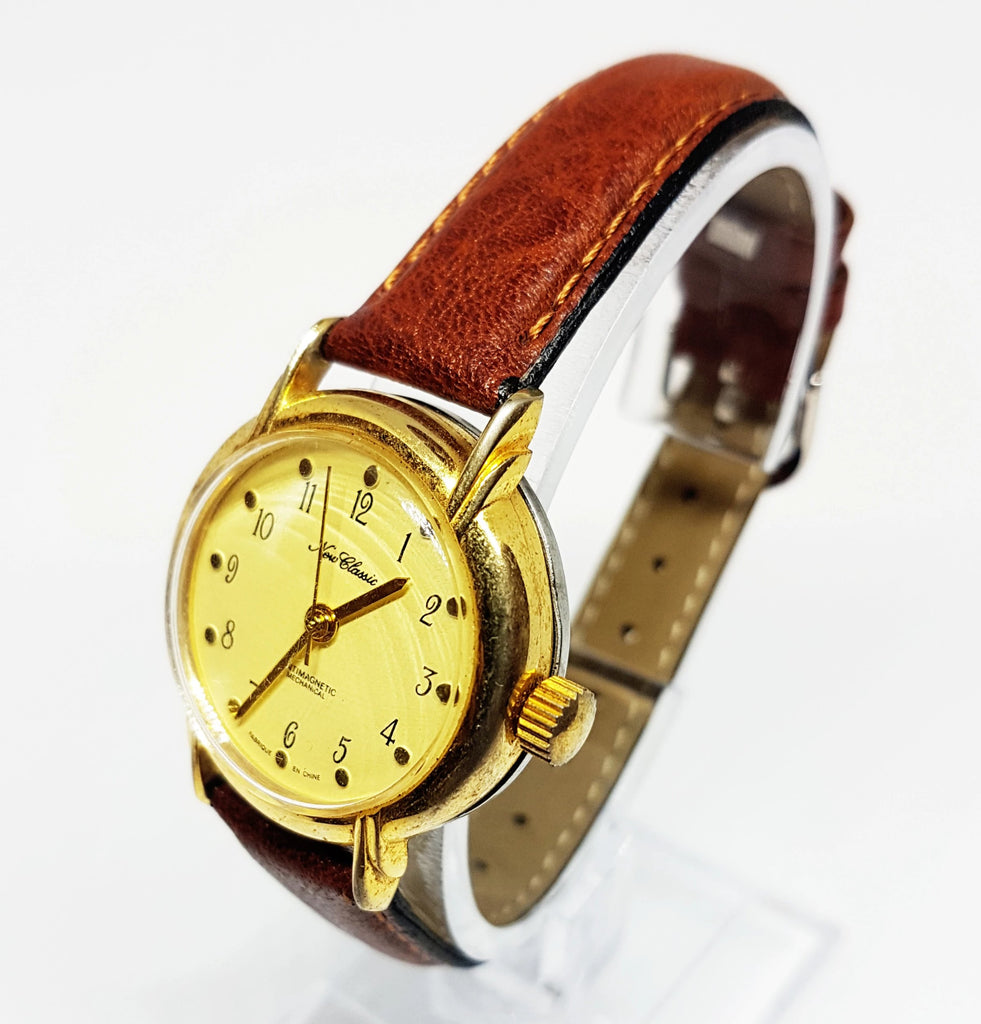 Elegant New Classic Gold-Tone Mechanical Wristwatch | 90's Watches ...