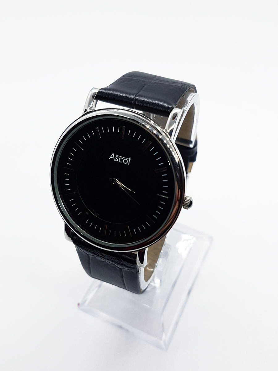 Minimalist All-Black Ascot Quartz Watch | Best Vintage Watches ...
