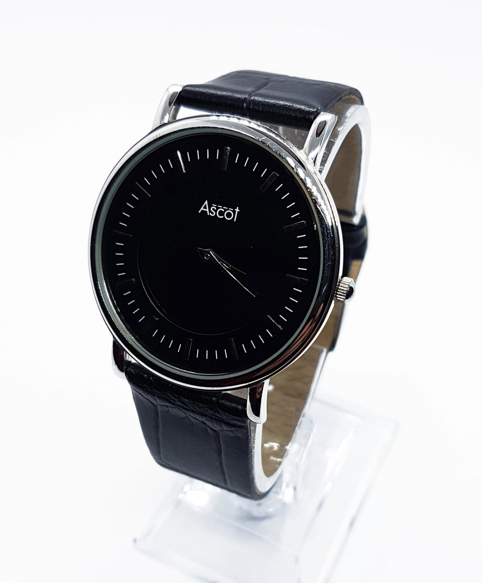 Minimalist All-Black Ascot Quartz Watch | Best Vintage Watches ...