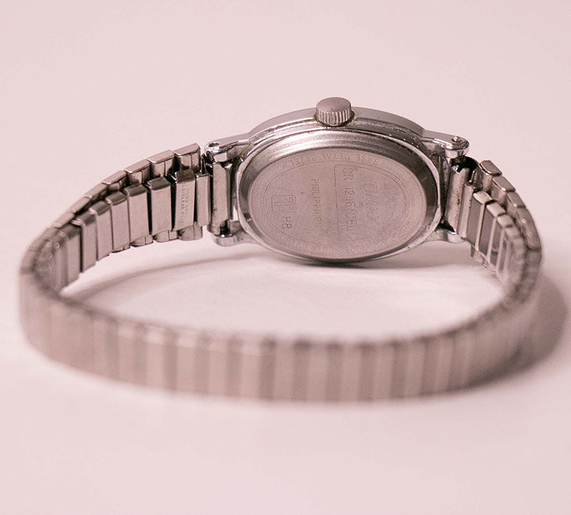 Small Timex 90s Quartz Watch for Women | Ladies Old Timex Watch ...