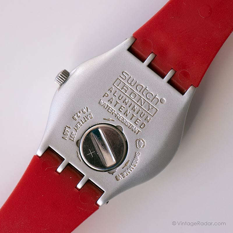 2003 Swatch YLS4009 TILE FUCHSIA Watch | Vintage Red Swatch Irony ...