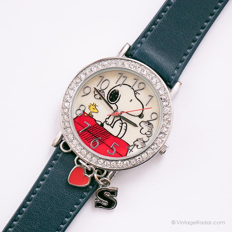 Peanuts Snoopy Character Watch | Vintage Cartoon Lucky Charm Watch ...