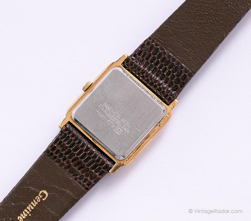 Vintage Lorus Mickey Mouse Tank Watch | Square-Dial Lorus V811-5370 R0 ...