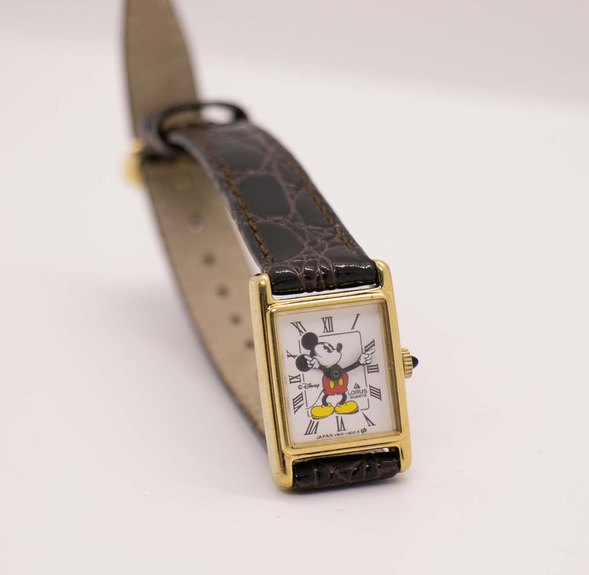 1990s Lorus V810-5000 RO Mickey Mouse Tank Watch for Adults – Vintage Radar