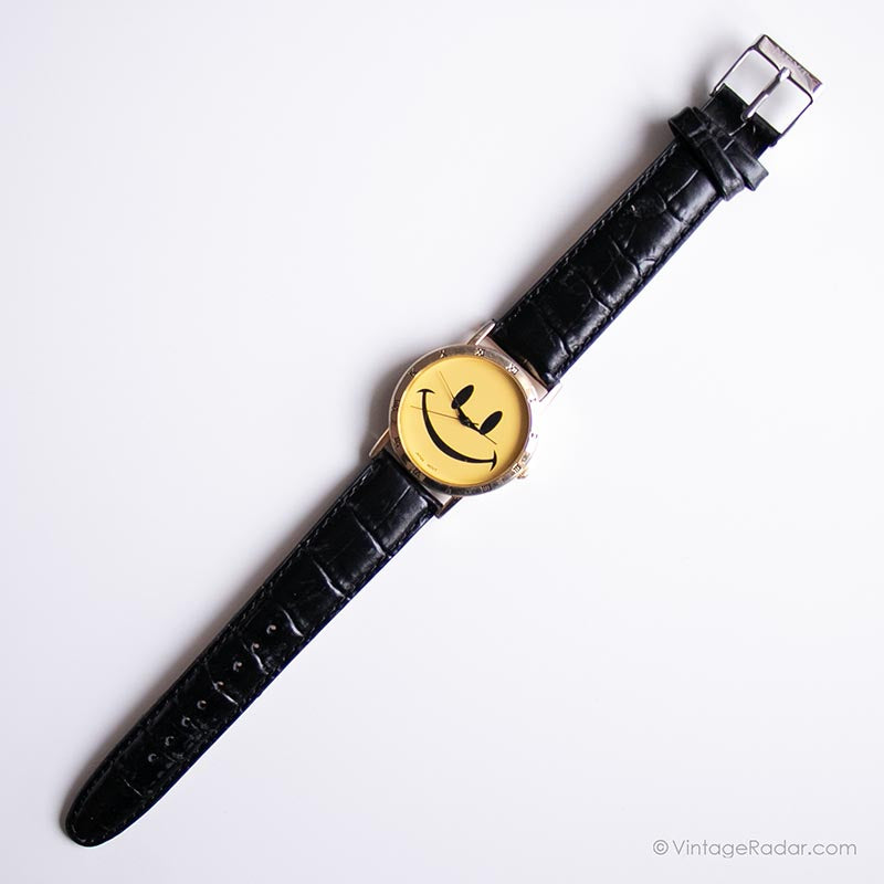 Vintage Smiley Face Watch | Yellow Dial Japan Quartz Watch – Vintage Radar