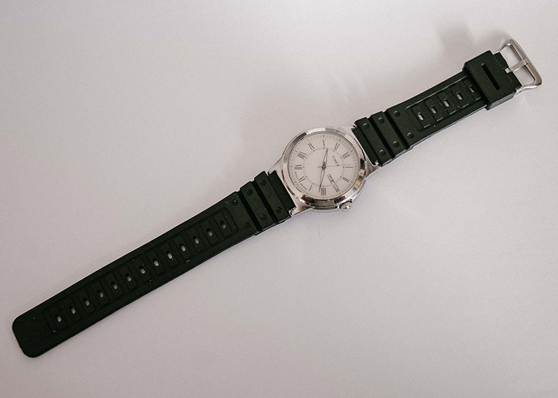Vintage Silver-tone Timex Watch for Men | 40mm Large Timex Date Watch ...