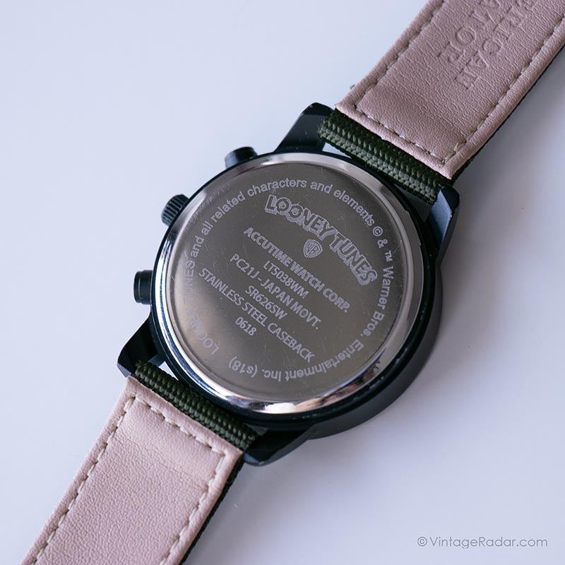 Large Tasmanian Devil Watch for Men | Vintage Looney Tunes Watch ...