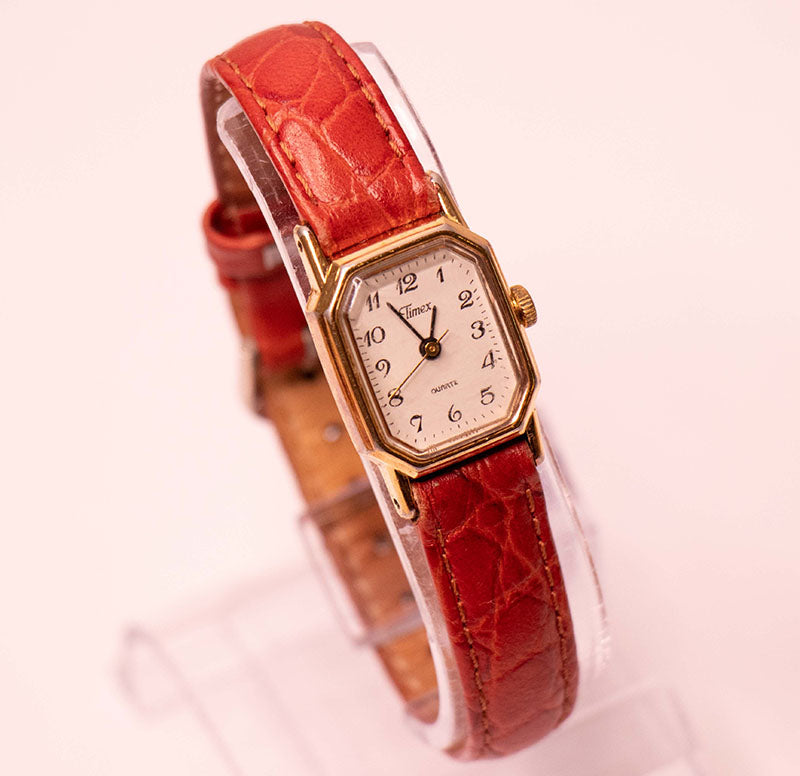 90s Vintage Timex Rectangular Watch for Women Gold-Tone – Vintage Radar