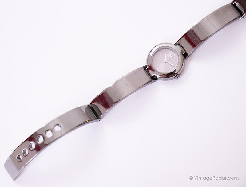 Vintage Rectangular Guess Watch for Her | Silver-tone Watch Tiny Wrist ...