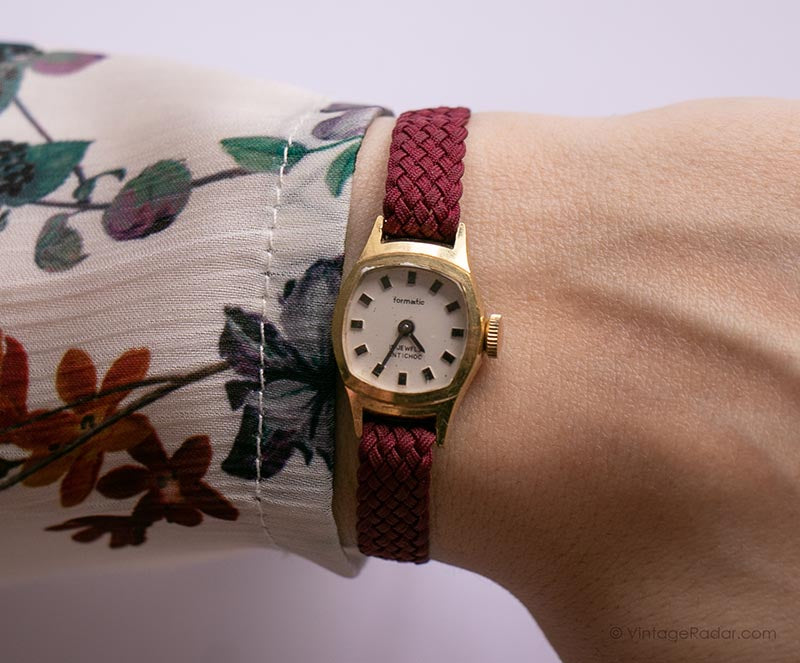 Formatic 17 Jewels Antichoc Vintage Watch | 1960s Tiny Wristwatch ...