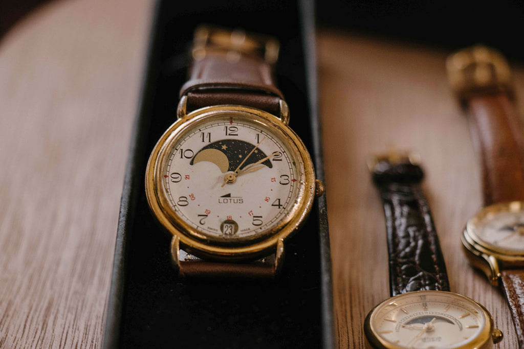 Vintage Lotus Moon Phase Quartz Watch | Unisex Lotus Moonphase Watch ...