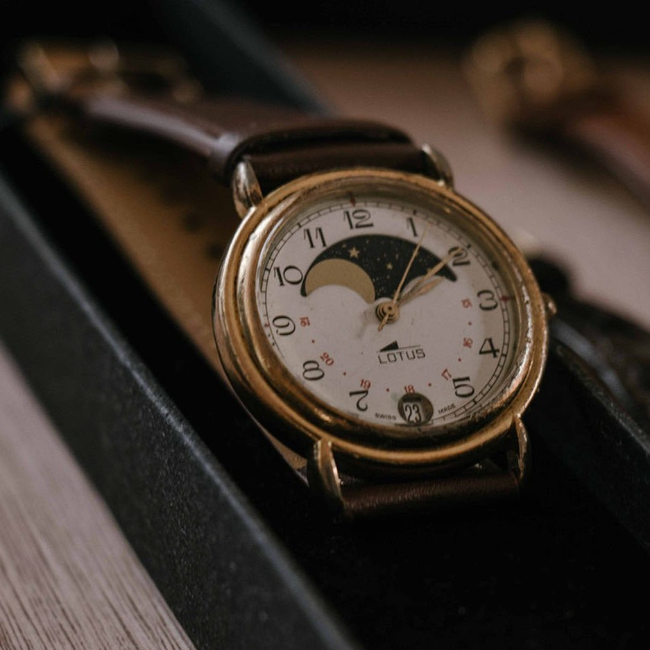 Vintage Lotus Moon Phase Quartz Watch | Unisex Lotus Moonphase Watch ...