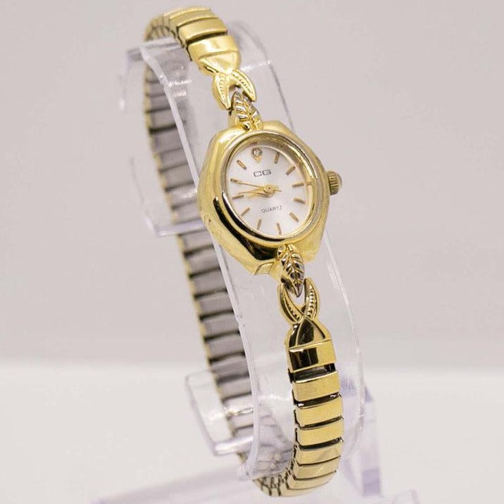 Gold-tone CG Quartz Watch for Women | Elegant Vintage Wristwatches ...